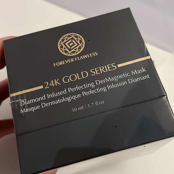 24K Gold Series | Skincare | 24k Gold Series Forever Flawless Diamond ...
